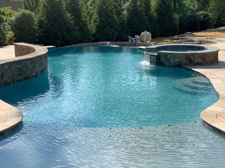 7 Reasons to Consider a Quartz Pool for Your Home